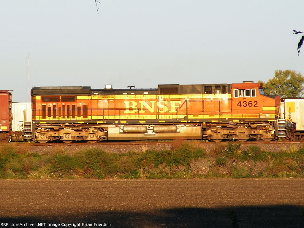 BNSF 4362
